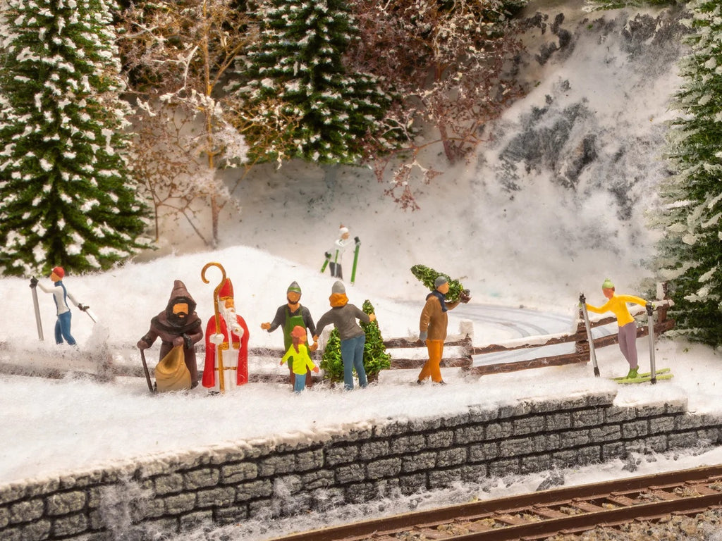 Noch 15927 - Figure Set - Selling Christmas Trees (HO Scale ...