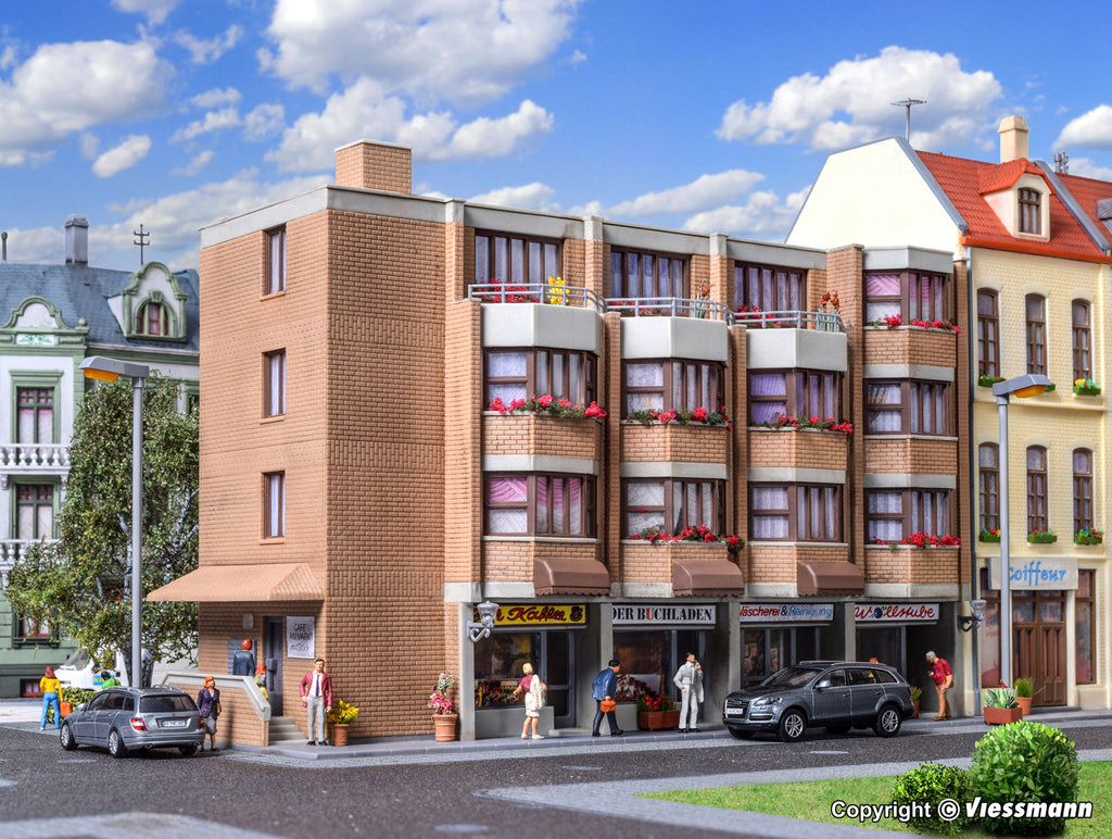 Kibri - 38222 - Apartment and Business Building Kit (HO Scale ...