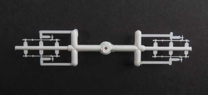 949-8300 - 40' Smooth Side Container - Undecorated (HO Scale ...