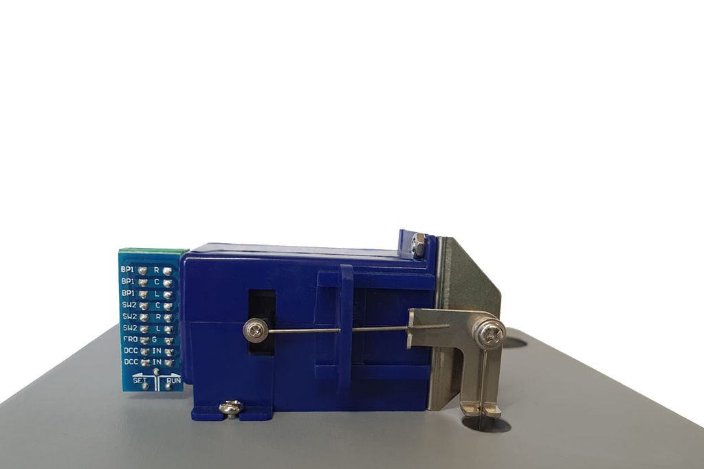 DCC Concepts DCP-RA3 - Cobalt Right-Angle Adapters w/Mounting Hardware ...